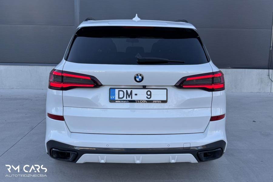 Balts BMW X5 2020 Jelgava, ar dzinēja tilpumu 3.00 L un nobraukumu 129 tūkst. km par 45000 €, foto 6 vietnē AUTOMOTO.COM.LV