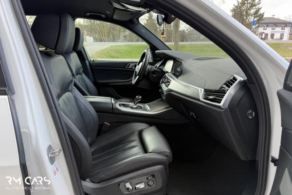 Balts BMW X5 2020 Jelgava, ar dzinēja tilpumu 3.00 L un nobraukumu 129 tūkst. km par 45000 €, foto 10 vietnē AUTOMOTO.COM.LV