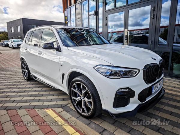 White BMW X5 2020 in Tallinn, with an engine capacity of 3.00 L and mileage of 213 thousand km for 43990 €, photo 2 on AUTOMOTO.COM.LV