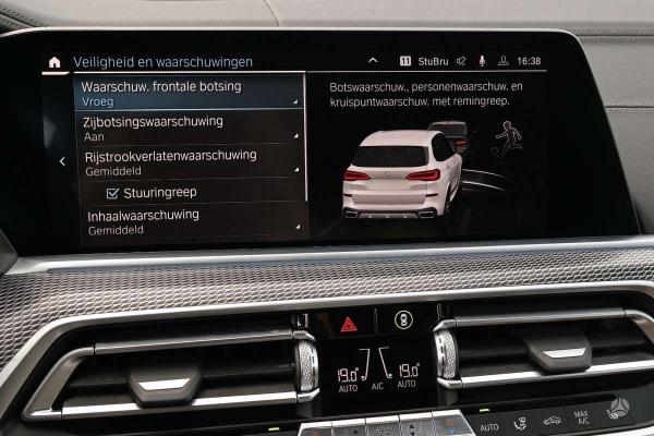 Balts BMW X5 2020 Viļņa, ar dzinēja tilpumu 3.00 L un nobraukumu 67 tūkst. km par 47222 €, foto 11 vietnē AUTOMOTO.COM.LV
