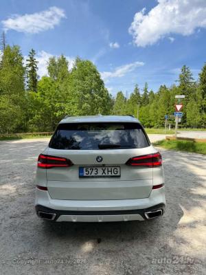 Balts BMW X5 2020 Tallina, ar dzinēja tilpumu 3.00 L un nobraukumu 79 tūkst. km par 48900 €, foto 5 vietnē AUTOMOTO.COM.LV