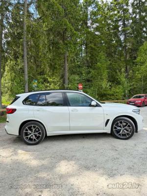 Balts BMW X5 2020 Tallina, ar dzinēja tilpumu 3.00 L un nobraukumu 79 tūkst. km par 48900 €, foto 7 vietnē AUTOMOTO.COM.LV