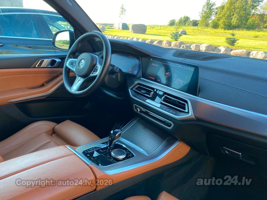 Balts BMW X5 2020 Tallina, ar dzinēja tilpumu 3.00 L un nobraukumu 79 tūkst. km par 48900 €, foto 10 vietnē AUTOMOTO.COM.LV