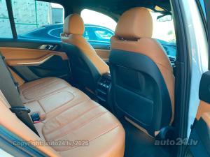 Balts BMW X5 2020 Tallina, ar dzinēja tilpumu 3.00 L un nobraukumu 79 tūkst. km par 48900 €, foto 12 vietnē AUTOMOTO.COM.LV