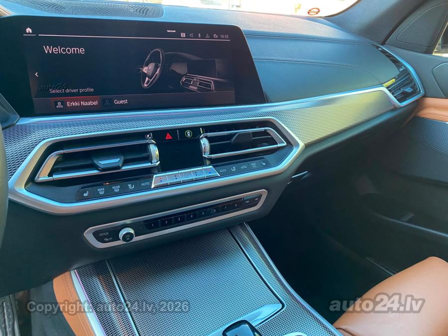 Balts BMW X5 2020 Tallina, ar dzinēja tilpumu 3.00 L un nobraukumu 79 tūkst. km par 48900 €, foto 14 vietnē AUTOMOTO.COM.LV
