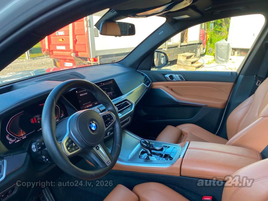 Balts BMW X5 2020 Tallina, ar dzinēja tilpumu 3.00 L un nobraukumu 79 tūkst. km par 48900 €, foto 18 vietnē AUTOMOTO.COM.LV