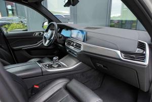Белый БМВ Х5 2020 в Каунас, объемом двигателя 2.99 л и пробегом 211 тыс. км за 41950 €, фото 47 на AUTOMOTO.COM.LV