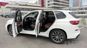 White BMW X5 2020 in Riga, with an engine capacity of 3.00 L and mileage of 84 thousand km for 48500 €, photo 11 on AUTOMOTO.COM.LV