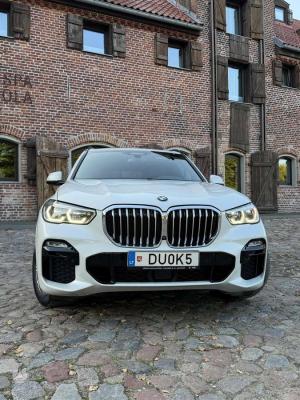 White BMW X5 2020 in Klaipeda, with an engine capacity of 3.00 L and mileage of 112 thousand km for 42850 €, photo 12 on AUTOMOTO.COM.LV