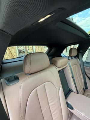 White BMW X5 2020 in Klaipeda, with an engine capacity of 3.00 L and mileage of 112 thousand km for 42850 €, photo 26 on AUTOMOTO.COM.LV