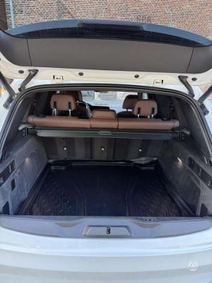 White BMW X5 2020 in Klaipeda, with an engine capacity of 3.00 L and mileage of 112 thousand km for 42850 €, photo 35 on AUTOMOTO.COM.LV