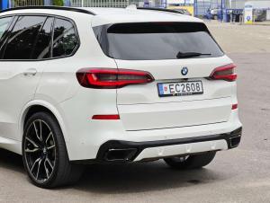 Balts BMW X5 2020 Viļņa, ar dzinēja tilpumu 3.00 L un nobraukumu 210 tūkst. km par 37000 €, foto 7 vietnē AUTOMOTO.COM.LV