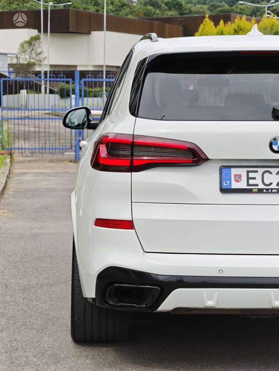 Balts BMW X5 2020 Viļņa, ar dzinēja tilpumu 3.00 L un nobraukumu 210 tūkst. km par 37000 €, foto 9 vietnē AUTOMOTO.COM.LV