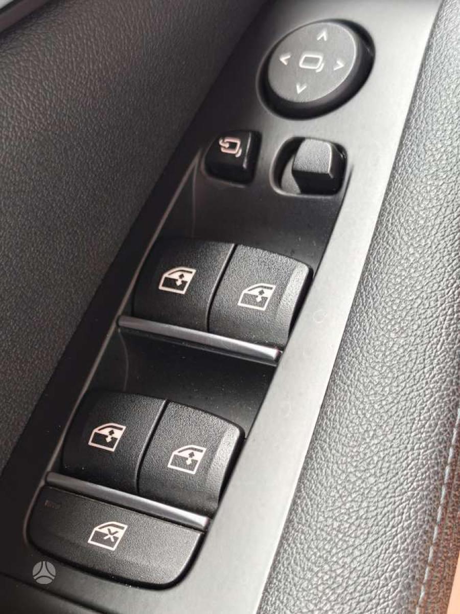 Balts BMW X5 2020 Viļņa, ar dzinēja tilpumu 3.00 L un nobraukumu 210 tūkst. km par 37000 €, foto 24 vietnē AUTOMOTO.COM.LV