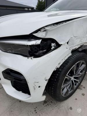 Balts BMW X5 2020 Kauņa, ar dzinēja tilpumu 3.00 L un nobraukumu 73 tūkst. km par 25750 €, foto 4 vietnē AUTOMOTO.COM.LV