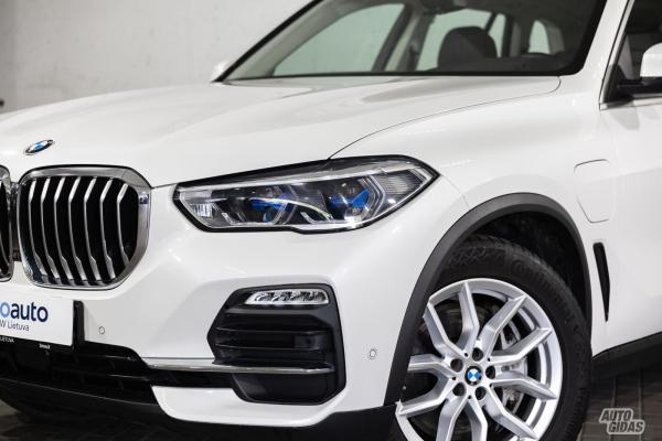 Balts BMW X5 2020 Viļņa, ar dzinēja tilpumu 3.00 L un nobraukumu 72 tūkst. km par 49991 €, foto 3 vietnē AUTOMOTO.COM.LV