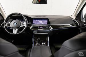 White BMW X5 2020 in Vilnius, with an engine capacity of 3.00 L and mileage of 72 thousand km for 49991 €, photo 23 on AUTOMOTO.COM.LV