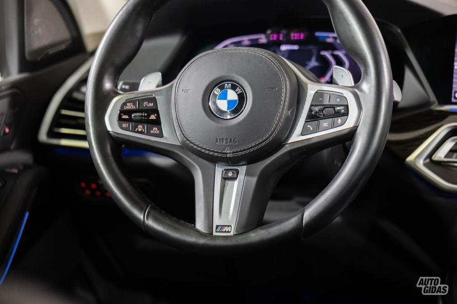White BMW X5 2020 in Vilnius, with an engine capacity of 3.00 L and mileage of 72 thousand km for 49991 €, photo 24 on AUTOMOTO.COM.LV