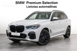 Balts BMW X5 2021 Rīga, ar dzinēja tilpumu 3.00 L un nobraukumu 101 tūkst. km par 49900 €, foto  vietnē AUTOMOTO.COM.LV