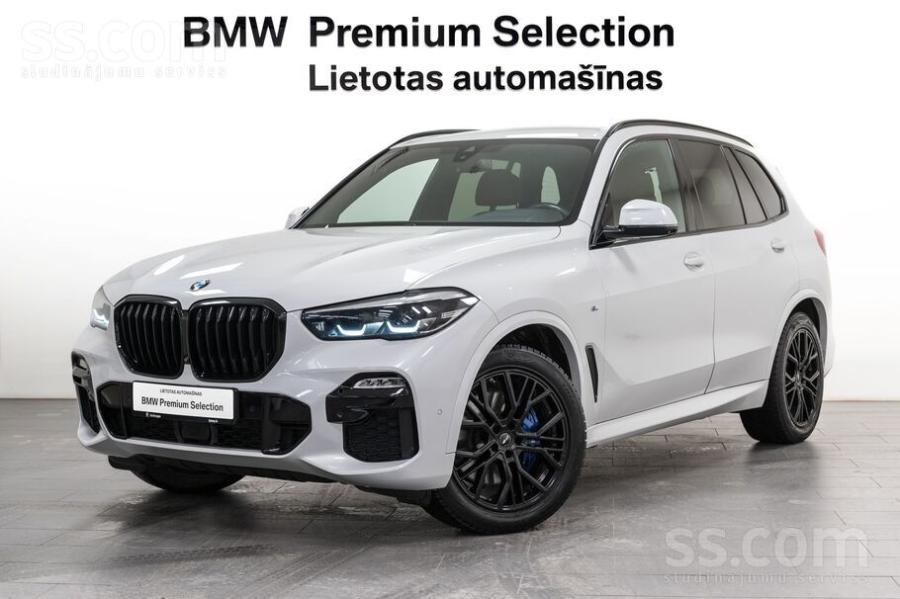 Balts BMW X5 2021 Rīga, ar dzinēja tilpumu 3.00 L un nobraukumu 101 tūkst. km par 49900 €, foto 1 vietnē AUTOMOTO.COM.LV