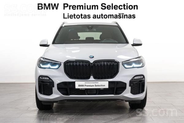 Balts BMW X5 2021 Rīga, ar dzinēja tilpumu 3.00 L un nobraukumu 101 tūkst. km par 49900 €, foto 3 vietnē AUTOMOTO.COM.LV