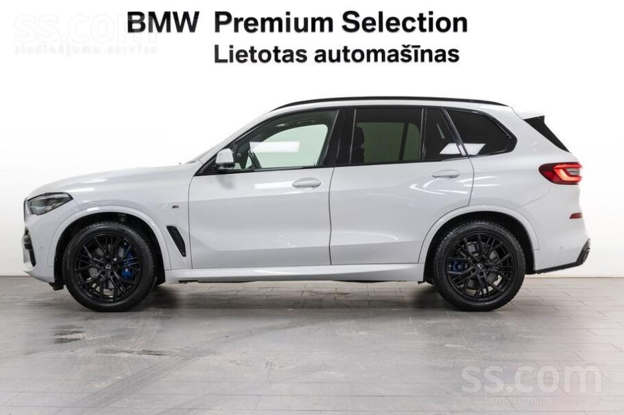 Balts BMW X5 2021 Rīga, ar dzinēja tilpumu 3.00 L un nobraukumu 101 tūkst. km par 49900 €, foto 8 vietnē AUTOMOTO.COM.LV