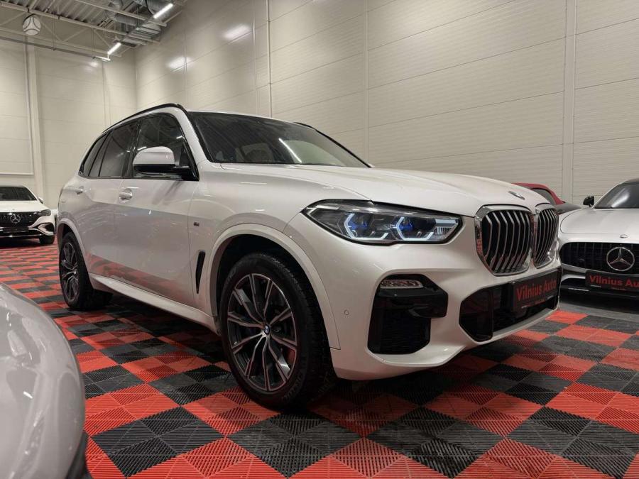 Balts BMW X5 2021 Viļņa, ar dzinēja tilpumu 2.99 L un nobraukumu 130 tūkst. km par 43500 €, foto 3 vietnē AUTOMOTO.COM.LV