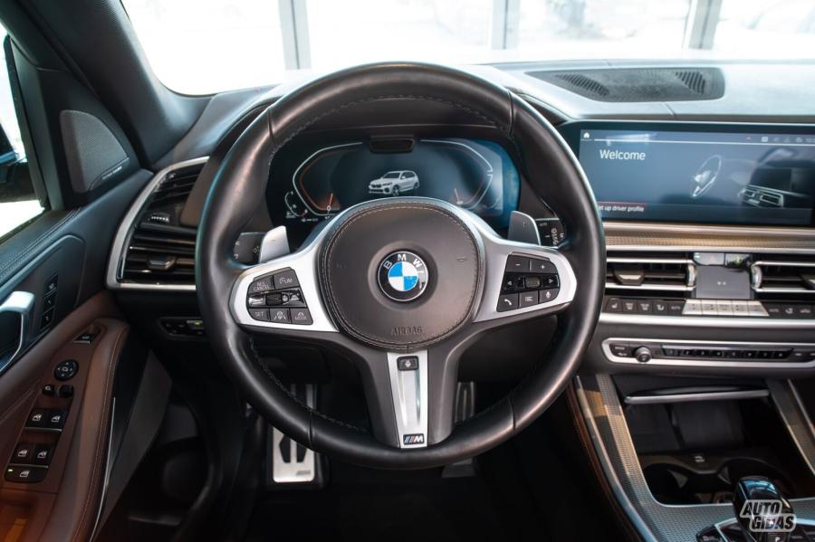 Balts BMW X5 2021 Kauņa, ar dzinēja tilpumu 3.00 L un nobraukumu 130 tūkst. km par 47784 €, foto 18 vietnē AUTOMOTO.COM.LV