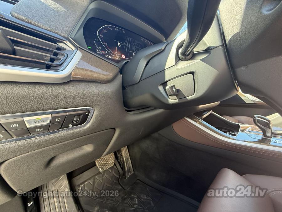Balts BMW X5 2021 Tallina, ar dzinēja tilpumu 3.00 L un nobraukumu 69 tūkst. km par 58750 €, foto 12 vietnē AUTOMOTO.COM.LV