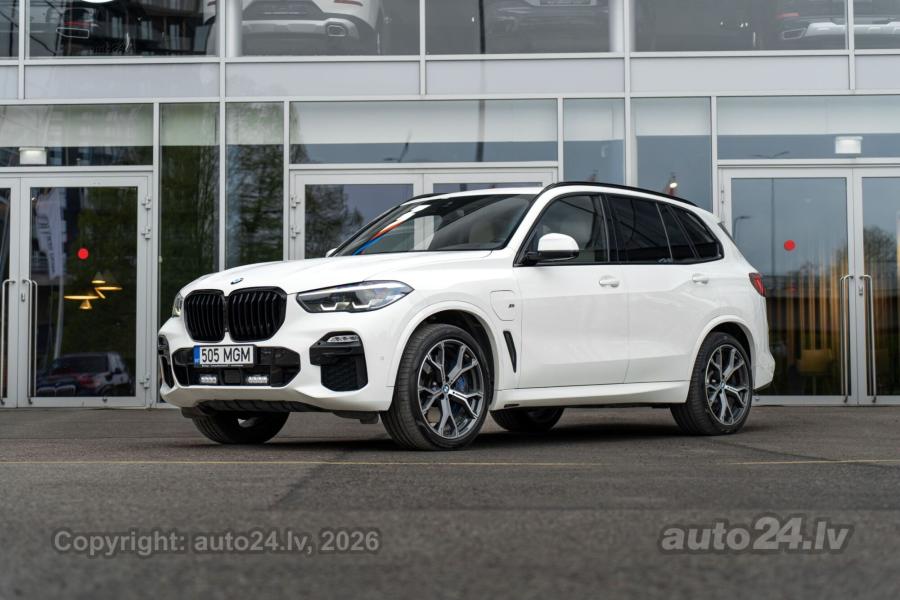 White BMW X5 2021 in Tallinn, with an engine capacity of 3.00 L and mileage of 166 thousand km for 48900 €, photo 1 on AUTOMOTO.COM.LV