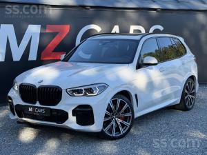 Balts BMW X5 2021 Rīga, ar dzinēja tilpumu 3.00 L un nobraukumu 81 tūkst. km par 52990 €, foto  vietnē AUTOMOTO.COM.LV