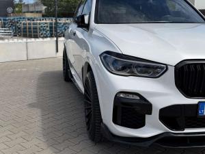 White BMW X5 2021 in Kaunas, with an engine capacity of 2.99 L and mileage of 103 thousand km for 47300 €, photo 5 on AUTOMOTO.COM.LV