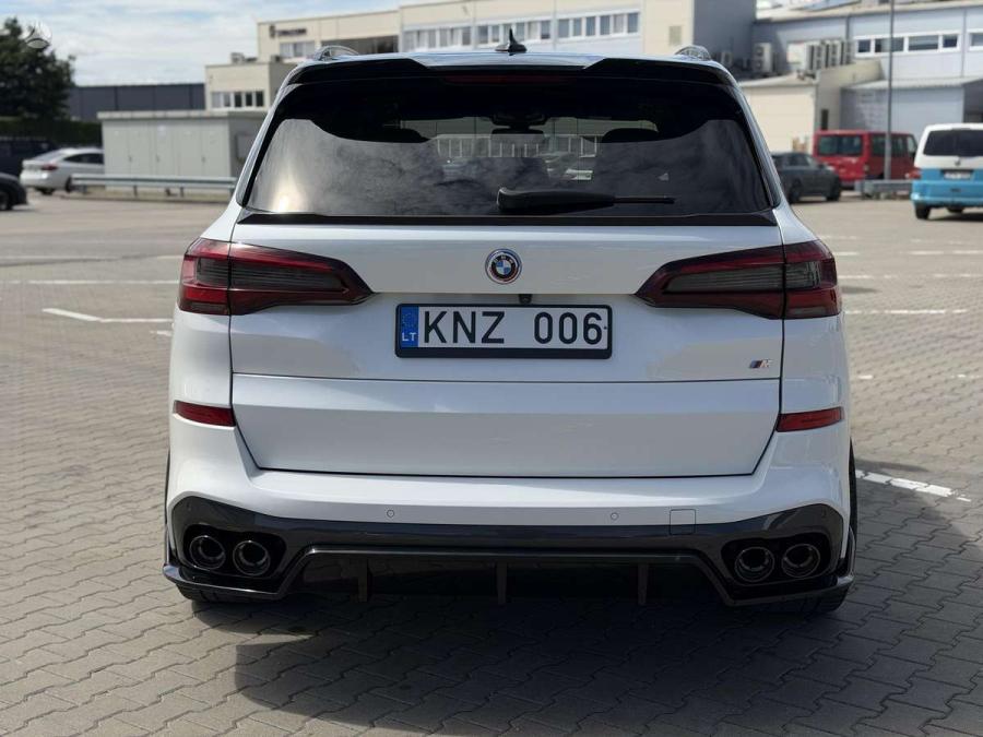 White BMW X5 2021 in Kaunas, with an engine capacity of 2.99 L and mileage of 103 thousand km for 47300 €, photo 8 on AUTOMOTO.COM.LV