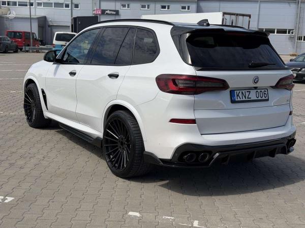White BMW X5 2021 in Kaunas, with an engine capacity of 2.99 L and mileage of 103 thousand km for 47300 €, photo 8 on AUTOMOTO.COM.LV