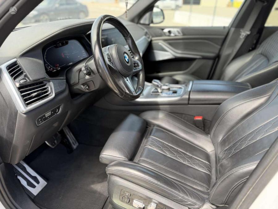 White BMW X5 2021 in Kaunas, with an engine capacity of 2.99 L and mileage of 103 thousand km for 47300 €, photo 11 on AUTOMOTO.COM.LV