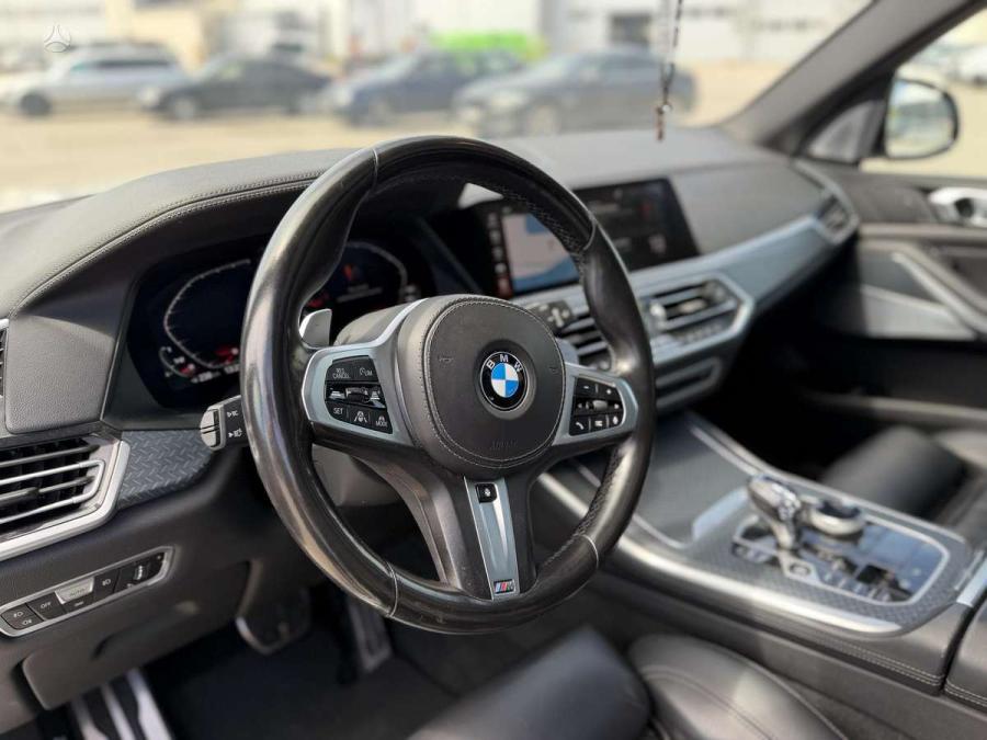 White BMW X5 2021 in Kaunas, with an engine capacity of 2.99 L and mileage of 103 thousand km for 47300 €, photo 14 on AUTOMOTO.COM.LV
