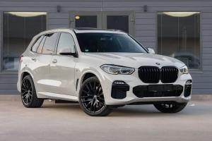 Balts BMW X5 2021 Jelgava, ar dzinēja tilpumu 3.00 L un nobraukumu 149 tūkst. km par 49850 €, foto  vietnē AUTOMOTO.COM.LV