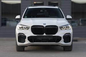 White BMW X5 2021 in Jelgava, with an engine capacity of 3.00 L and mileage of 149 thousand km for 49850 €, photo 6 on AUTOMOTO.COM.LV