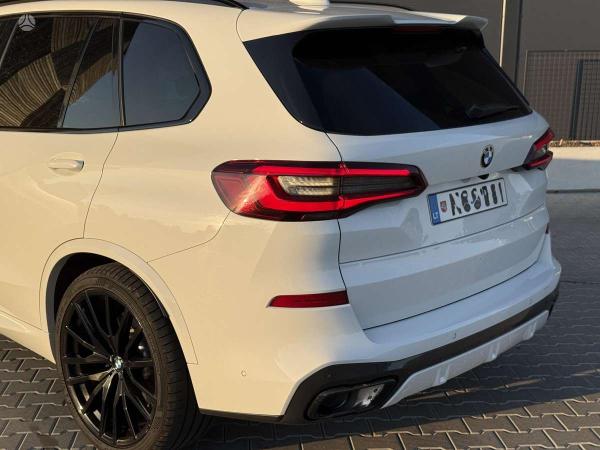 Balts BMW X5 2021 Šauļi, ar dzinēja tilpumu 2.99 L un nobraukumu 140 tūkst. km par 44750 €, foto 7 vietnē AUTOMOTO.COM.LV