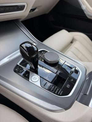 White BMW X5 2021 in Kaunas, with an engine capacity of 3.00 L and mileage of 117 thousand km for 29650 €, photo 12 on AUTOMOTO.COM.LV