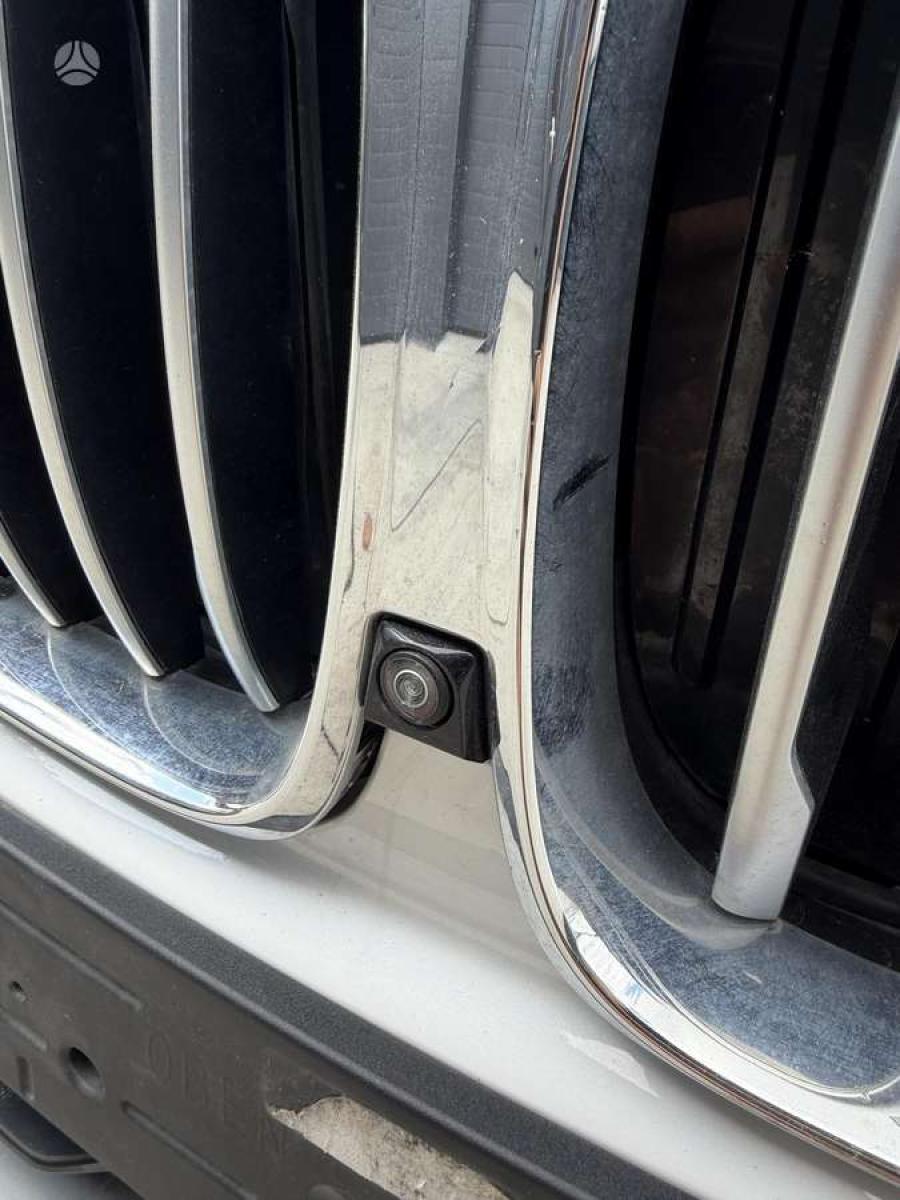 White BMW X5 2021 in Kaunas, with an engine capacity of 3.00 L and mileage of 117 thousand km for 29650 €, photo 15 on AUTOMOTO.COM.LV