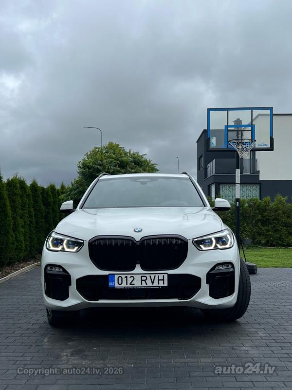 White BMW X5 2021 in Tallinn, with an engine capacity of 3.00 L and mileage of 89 thousand km for 55000 €, photo 4 on AUTOMOTO.COM.LV