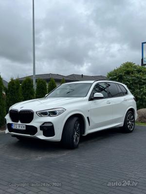 Balts BMW X5 2021 Tallina, ar dzinēja tilpumu 3.00 L un nobraukumu 89 tūkst. km par 55000 €, foto 14 vietnē AUTOMOTO.COM.LV