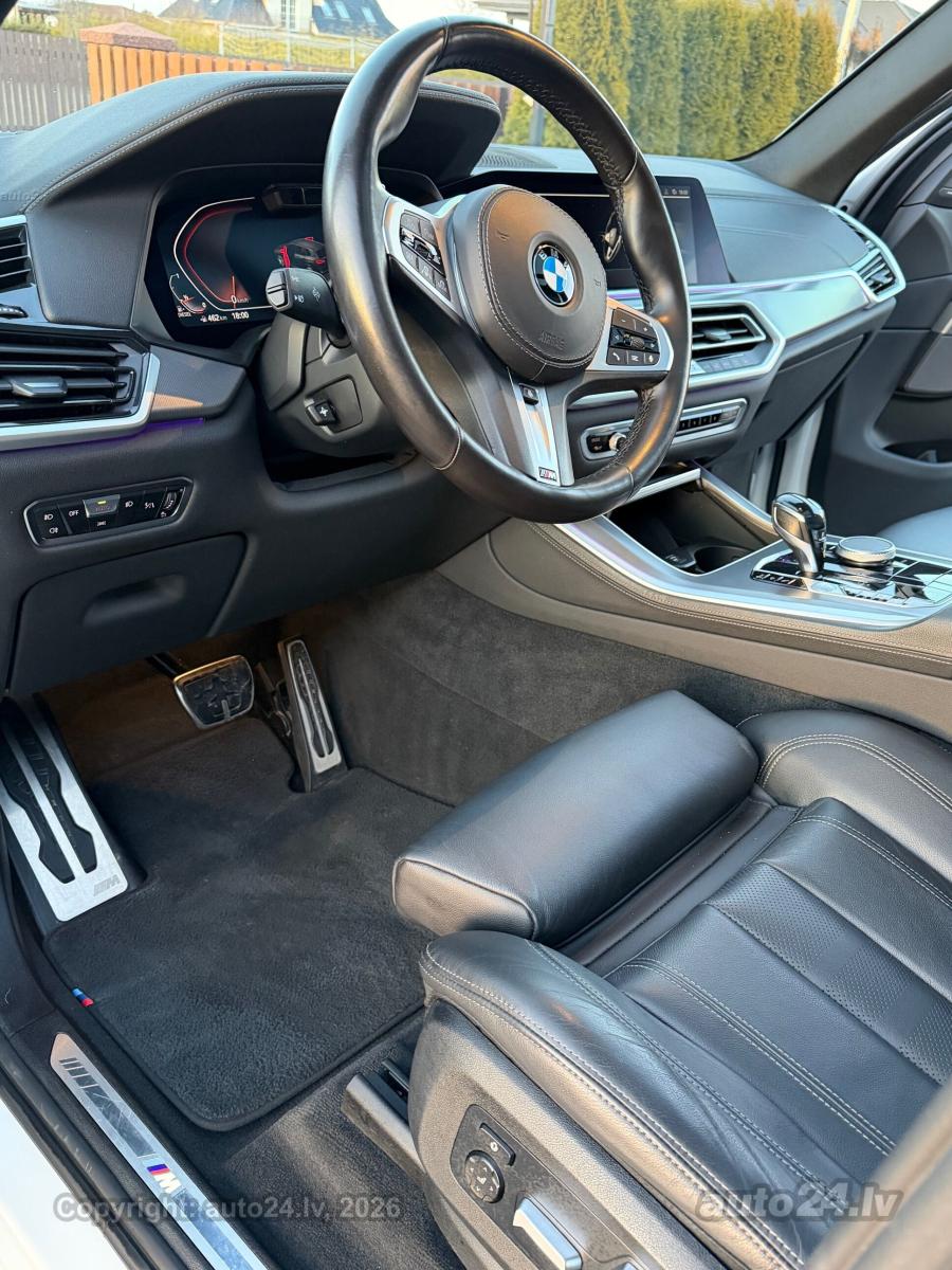 Balts BMW X5 2021 Tallina, ar dzinēja tilpumu 3.00 L un nobraukumu 89 tūkst. km par 55000 €, foto 16 vietnē AUTOMOTO.COM.LV