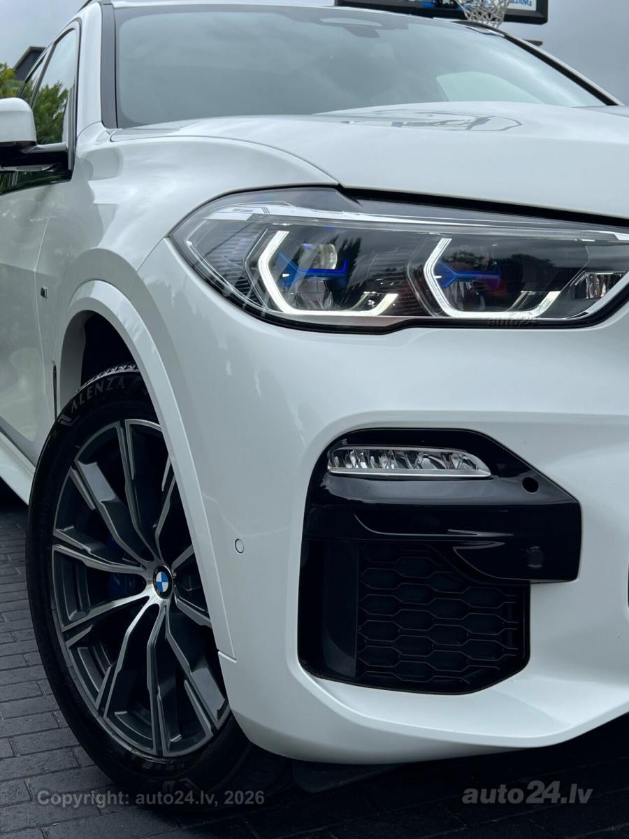 Balts BMW X5 2021 Tallina, ar dzinēja tilpumu 3.00 L un nobraukumu 89 tūkst. km par 55000 €, foto 20 vietnē AUTOMOTO.COM.LV