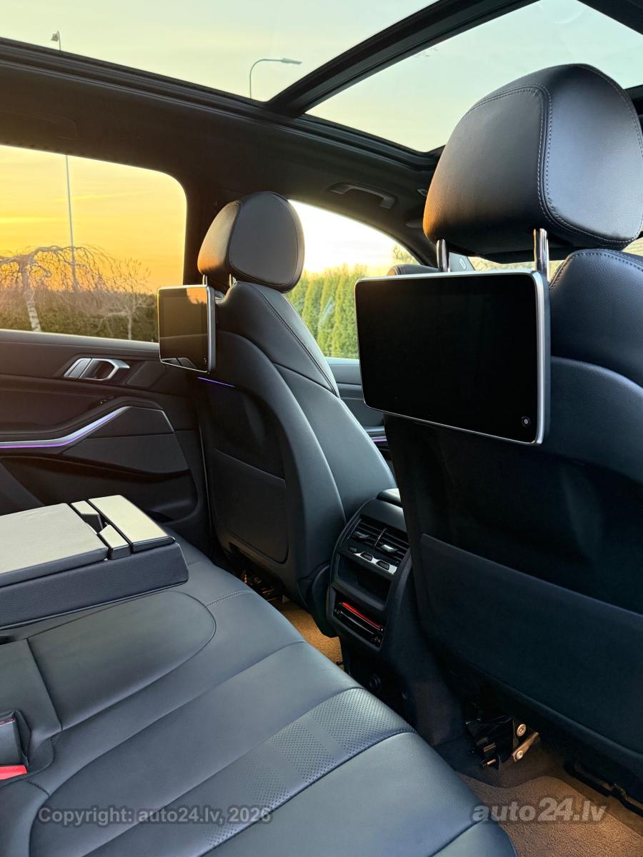 Balts BMW X5 2021 Tallina, ar dzinēja tilpumu 3.00 L un nobraukumu 89 tūkst. km par 55000 €, foto 27 vietnē AUTOMOTO.COM.LV