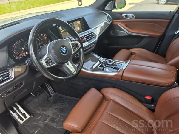 Белый БМВ Х5 2021 в Рига, объемом двигателя 3.00 л и пробегом 132 тыс. км за 45500 €, фото 6 на AUTOMOTO.COM.LV