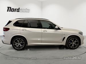 Balts BMW X5 2021 Tallina, ar dzinēja tilpumu 3.00 L un nobraukumu 145 tūkst. km par 47900 €, foto 7 vietnē AUTOMOTO.COM.LV