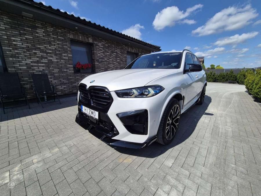 White BMW X5 2021 in Klaipeda, with an engine capacity of 3.00 L and mileage of 68 thousand km for 42000 €, photo 3 on AUTOMOTO.COM.LV