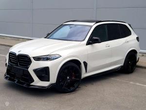 White BMW X5 2021 in Vilnius, with an engine capacity of 4.40 L and mileage of 182 thousand km for 39999 €, photo 3 on AUTOMOTO.COM.LV